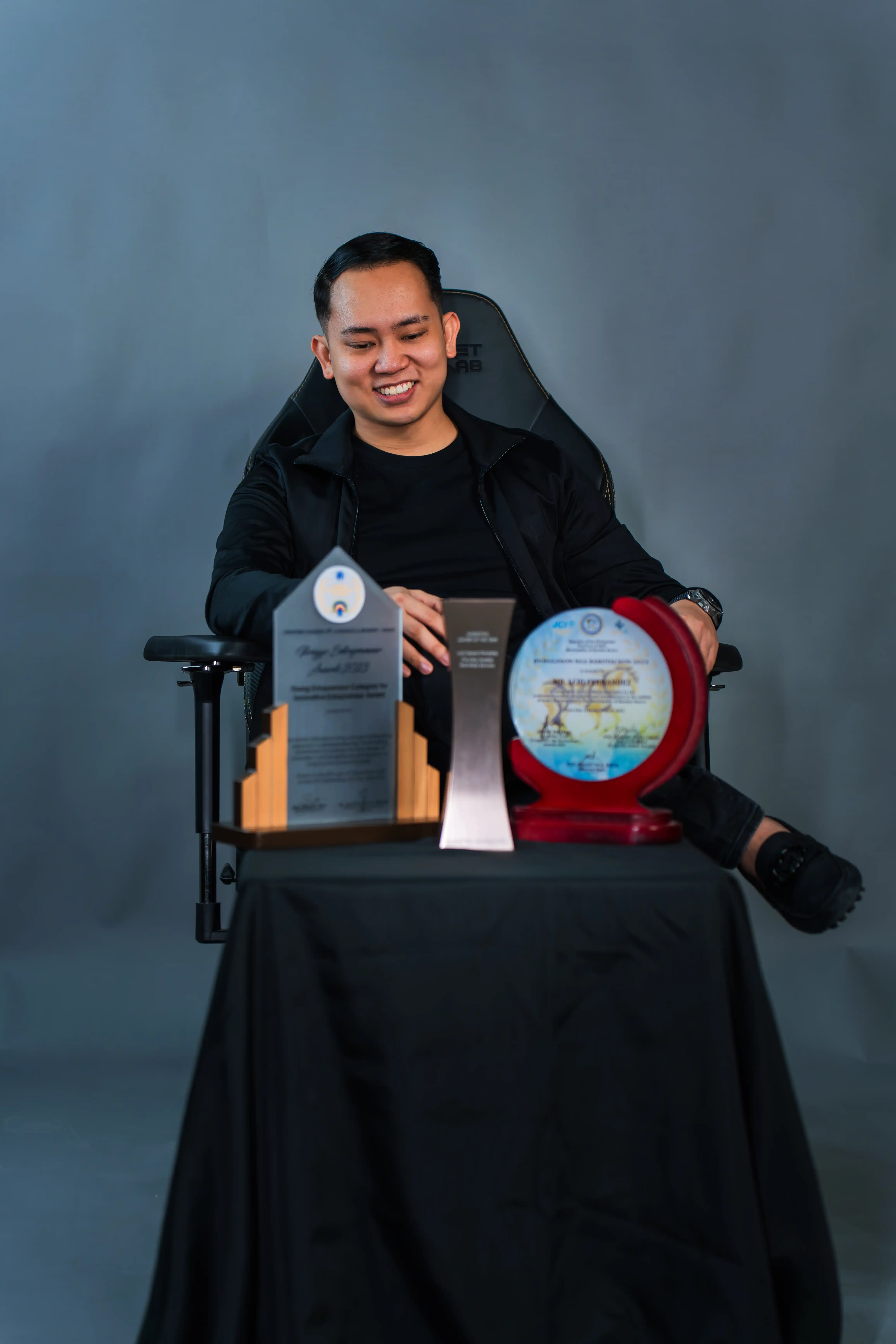 THE BEAUTY OF THE STRUGGLE